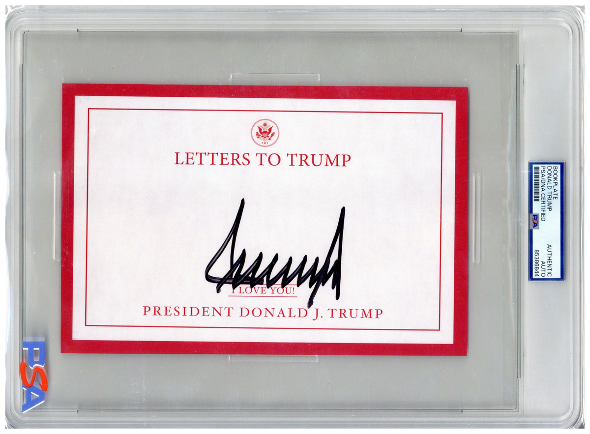 President Trump Behind his desk with JSA/PSA Authenticated Signature ...